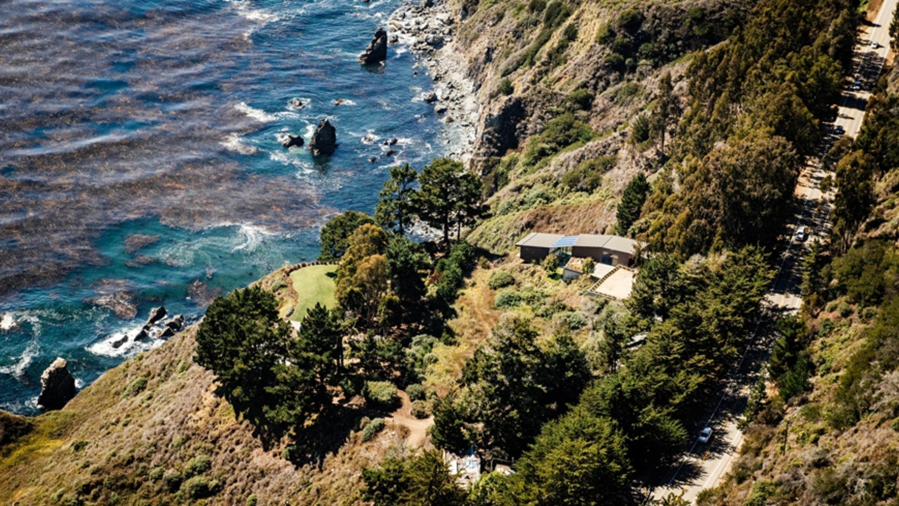 Iron Man Malibu House On Cliff