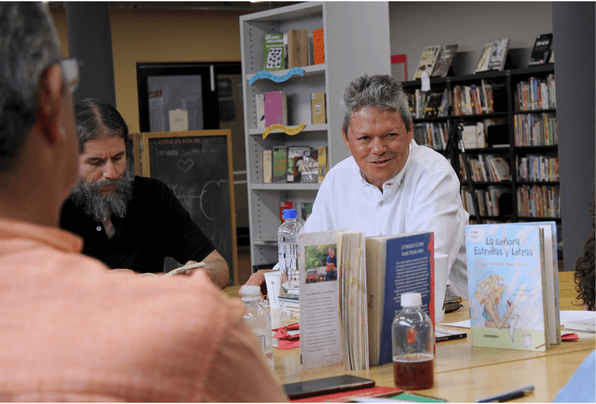Libros de Luis Bernardo Yepes Osorio [Bibliotecario por un día]