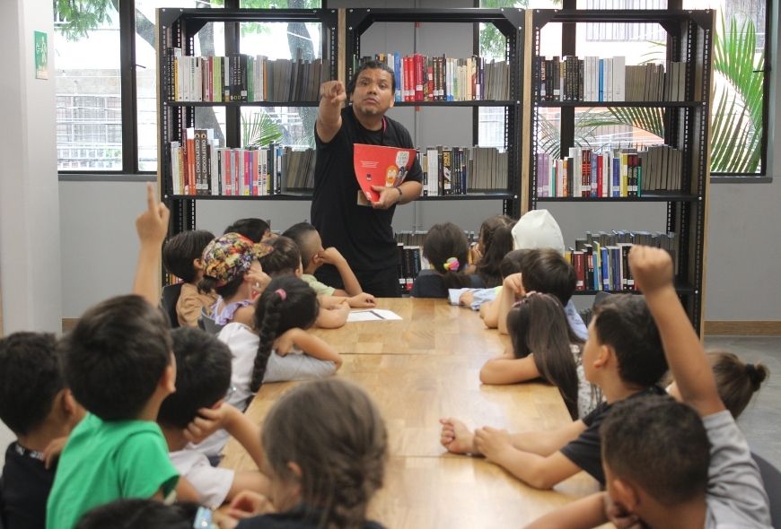 Cristo Rey: La biblioteca que nació dos veces