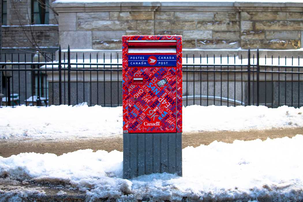 How to Send a Letter: The Ultimate Guide | PostSeal