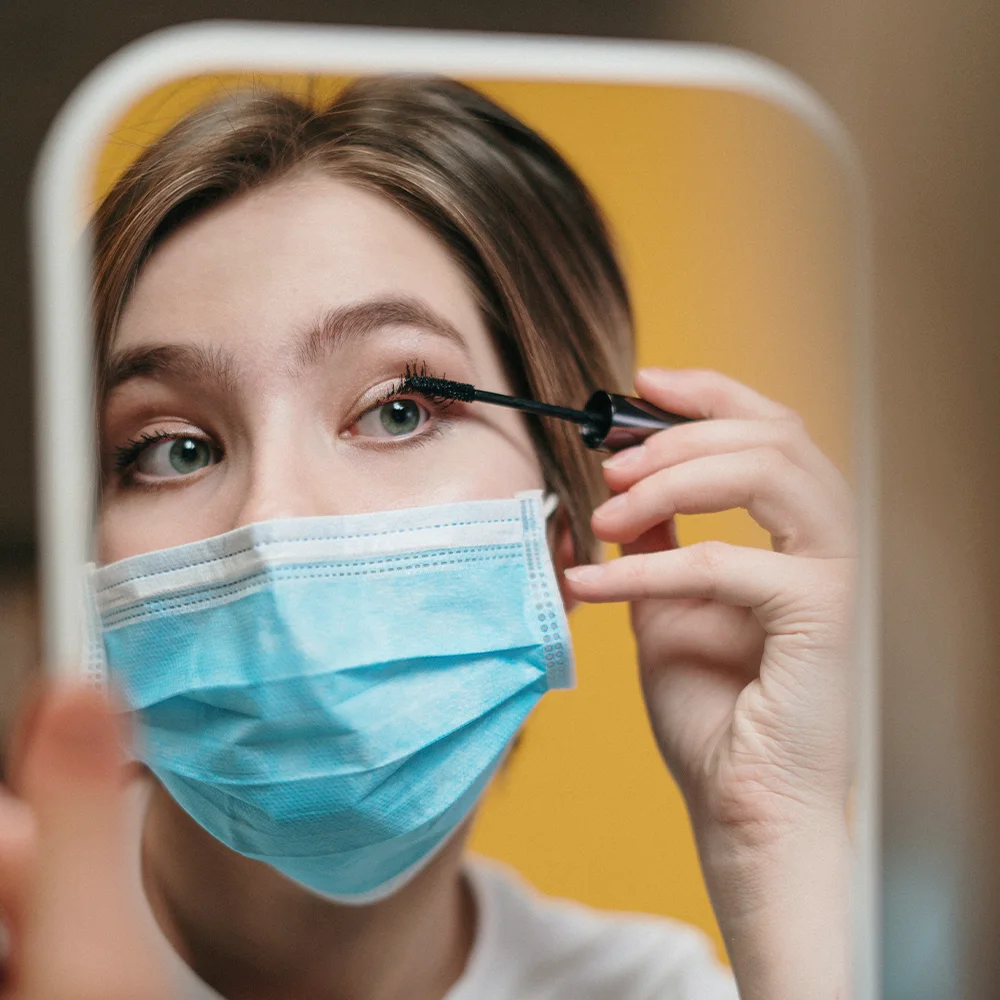 latisse eyebrows side effects