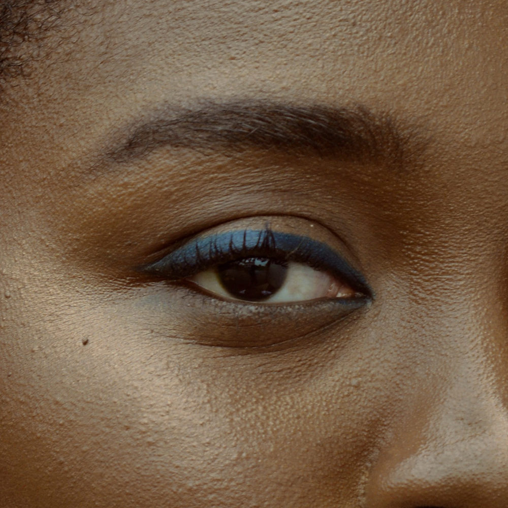 What Is the Importance of Eye Contact | Ro