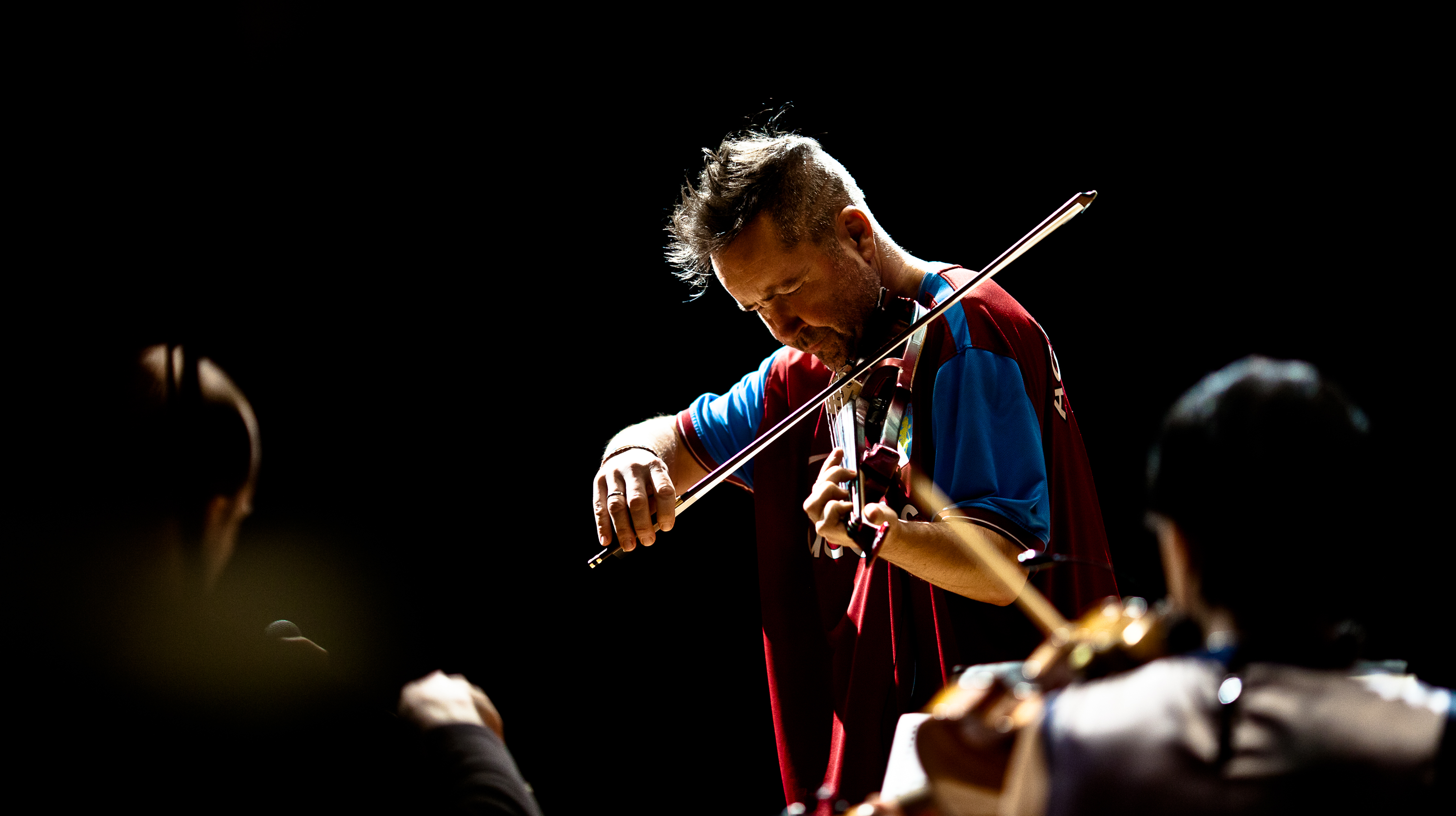 Legenden der Klassik: Wie Nigel Kennedy den Punk ins Konzerthaus ...