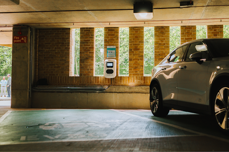 Electric vehicle (EV) business & charging solutions | Drax