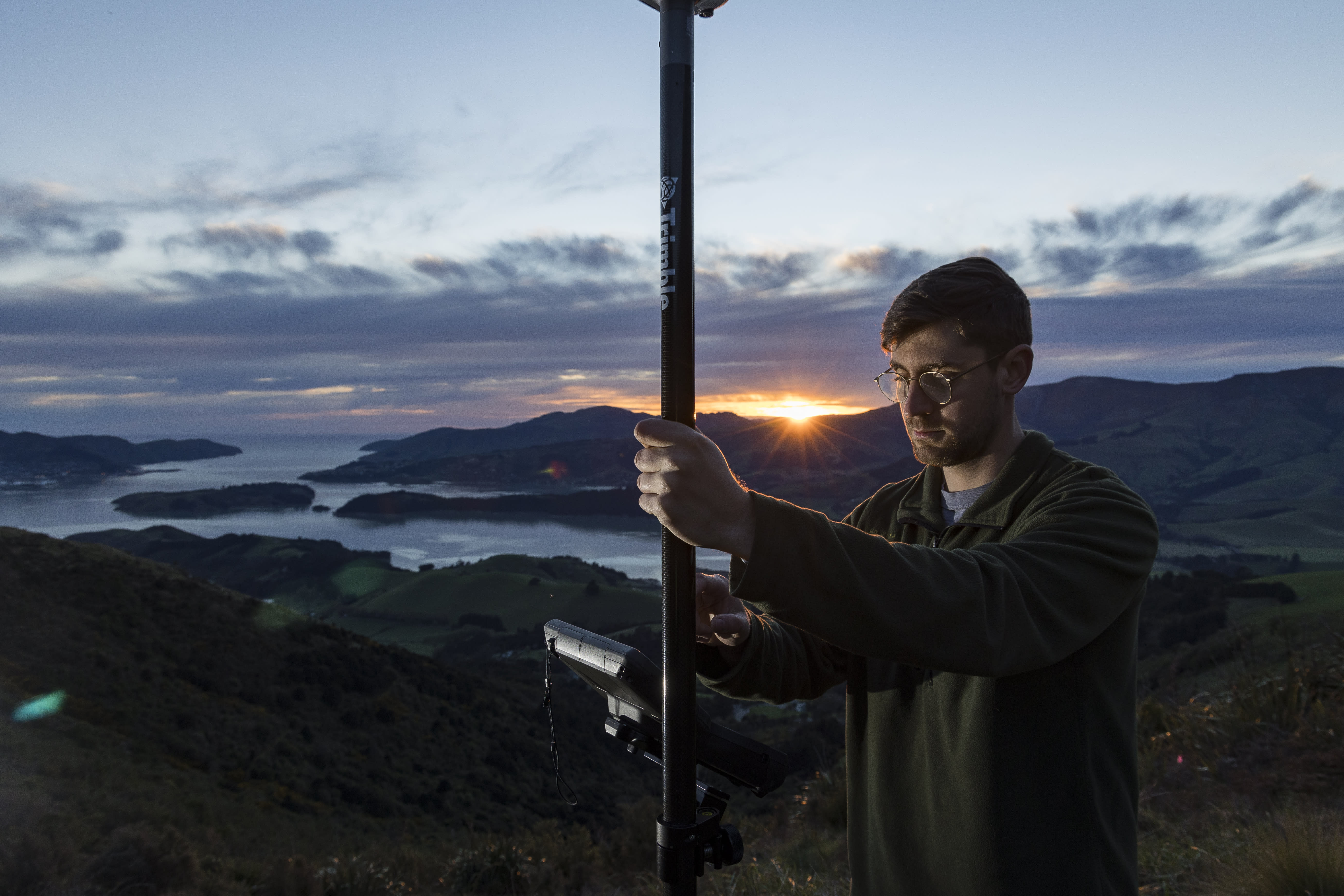 5 ways to use RTK and RTX to maximize your productivity | Trimble ...