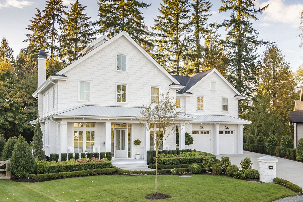 5 Gorgeous White Paint Colors for Home Exteriors