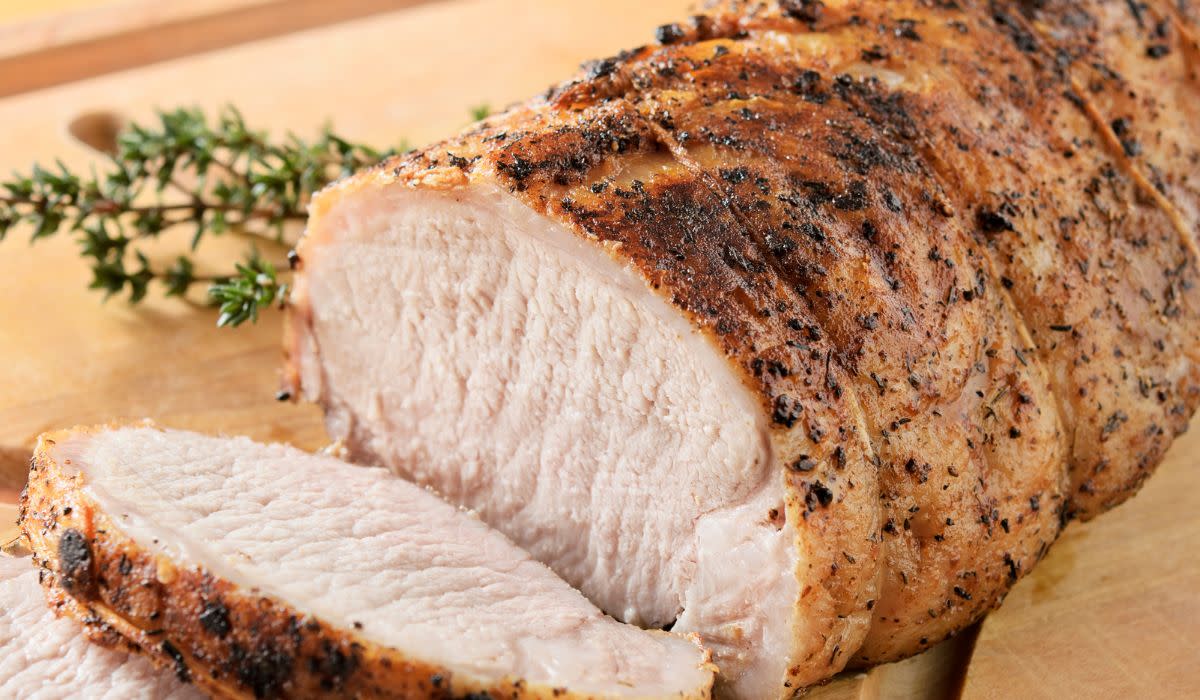 Idealnie soczysty i kruchy pieczony schab. Pyszny zarówno na ciepło ...