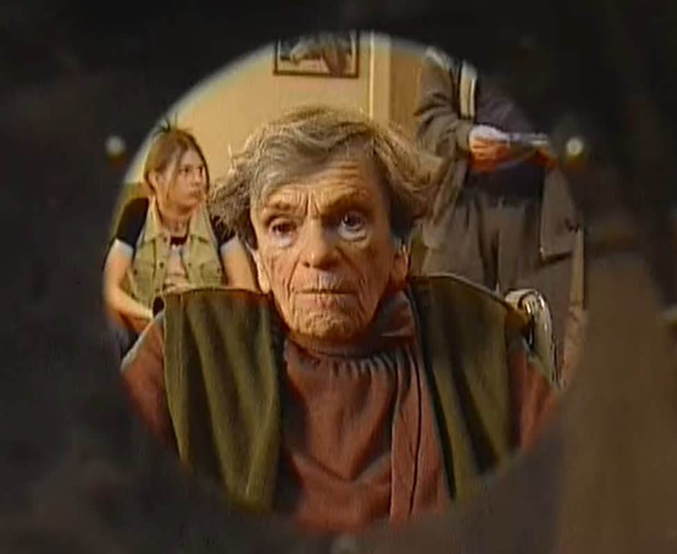 Tak wygląda dziś grób Krystyny Feldman. Jeden szczegół na płycie ...