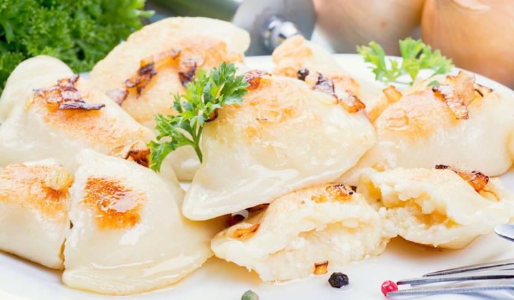 Receptura na najlepszy farsz do pierogów ruskich. Posłuchaj najlepszych ...