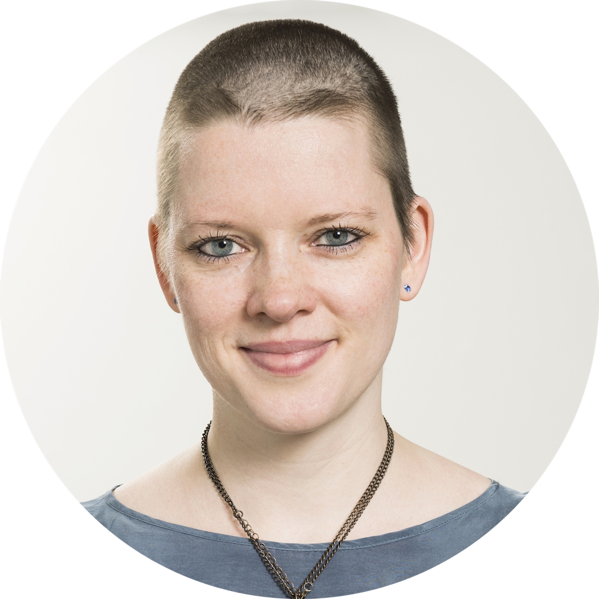 Porträt von Janina Loh - Tagesspiegel Background