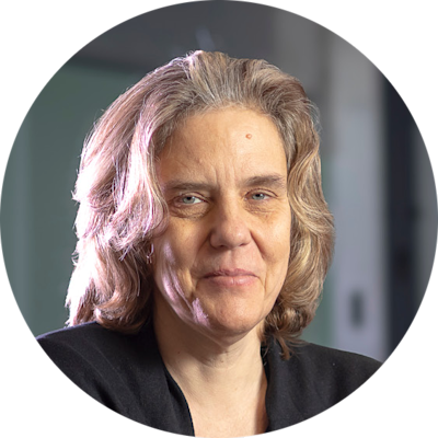 Porträt von Cordelia Schmid - Tagesspiegel Background