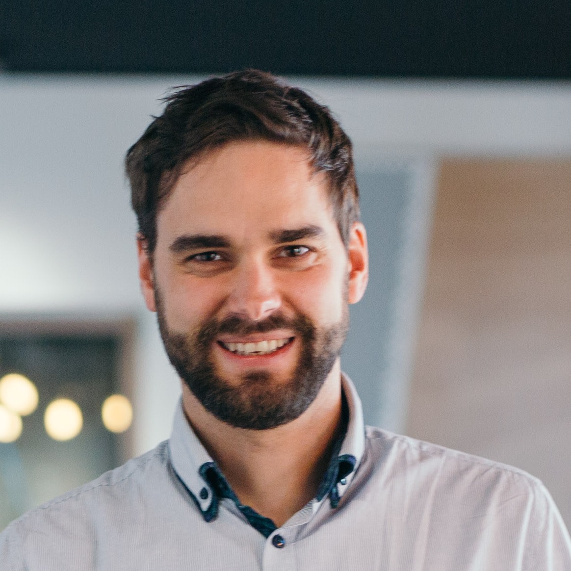 Porträt von Urs Bergmann - Tagesspiegel Background