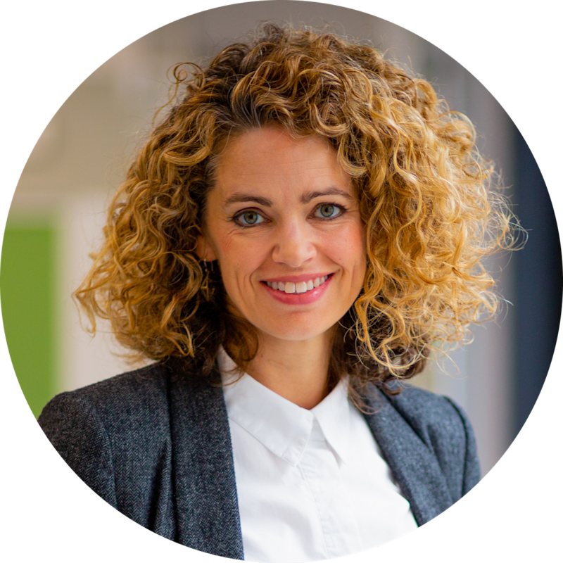 Porträt von Laura Clarke - Tagesspiegel Background