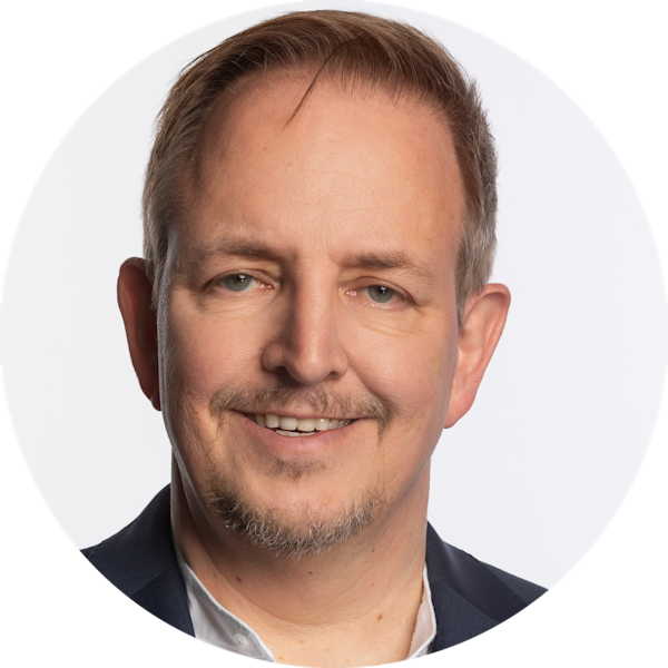 Porträt von Alexander Busse - Tagesspiegel Background