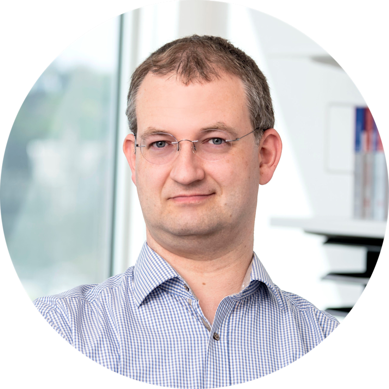 Porträt von André Platzer - Tagesspiegel Background