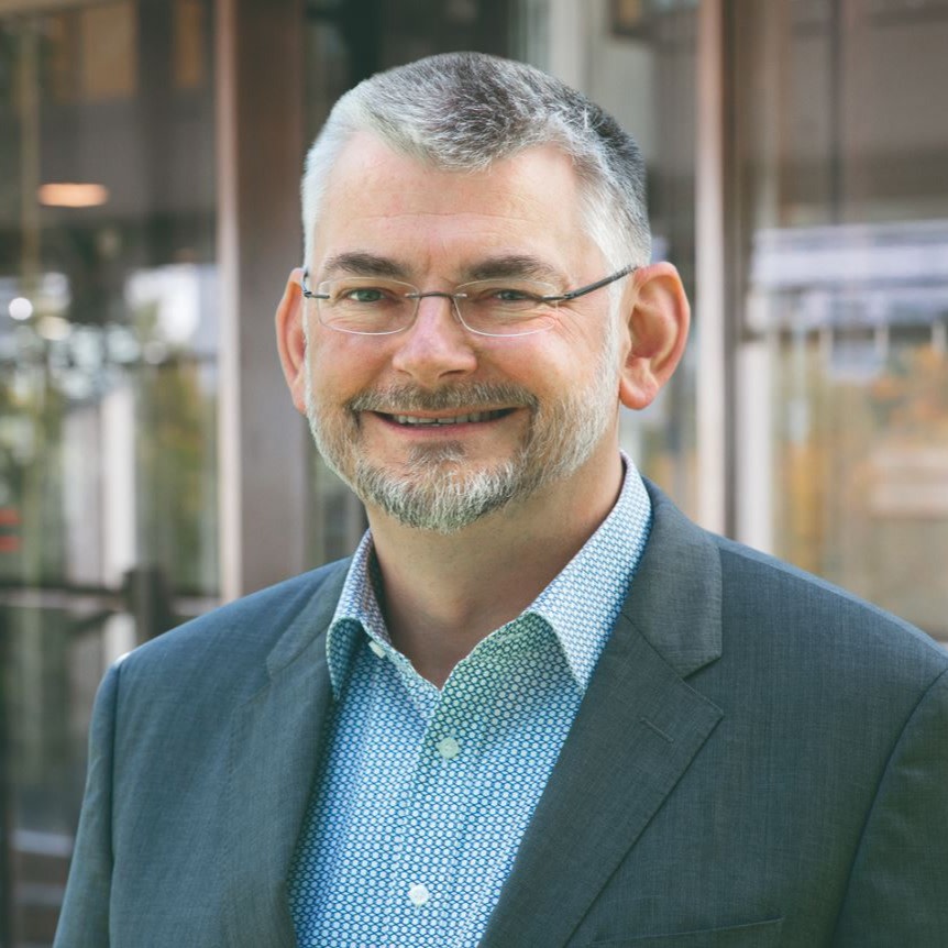 Porträt von Roman Götter - Tagesspiegel Background