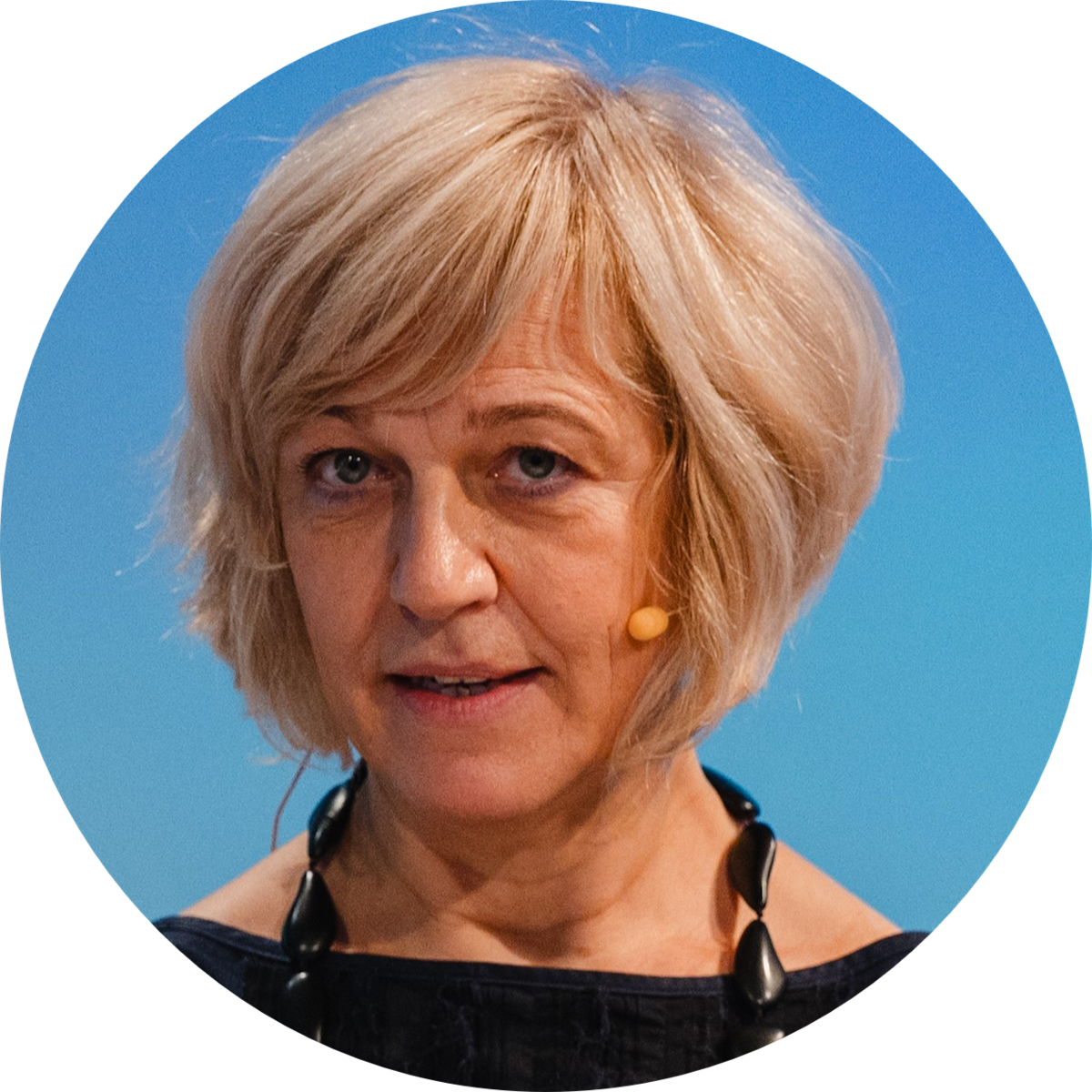 Porträt von Renate Nikolay - Tagesspiegel Background