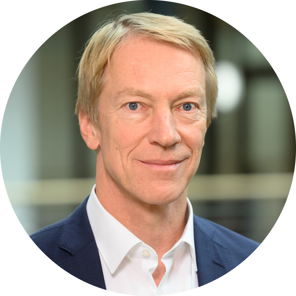 Porträt von Joachim Henkel - Tagesspiegel Background