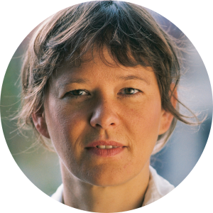 Porträt von Katherina Grashof - Tagesspiegel Background