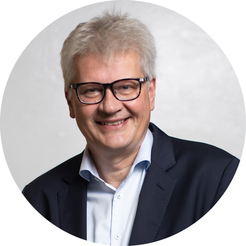 Porträt von Martin Hecker - Tagesspiegel Background