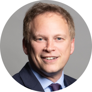 Porträt von Grant Shapps - Tagesspiegel Background