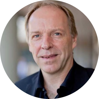 Porträt von Michael Forsting - Tagesspiegel Background