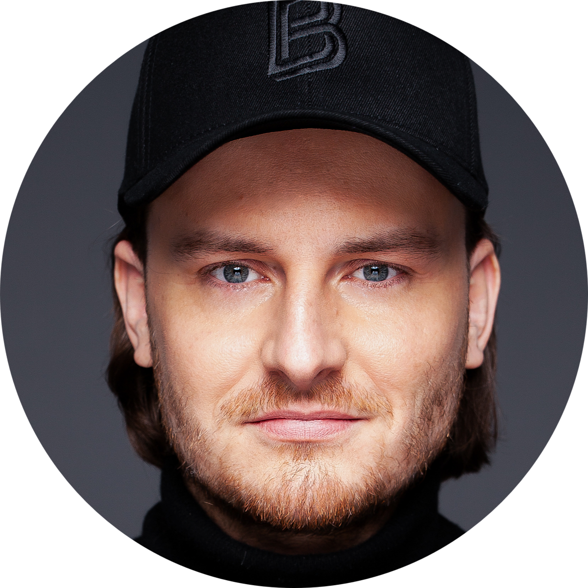 Porträt von Eric Demuth - Tagesspiegel Background