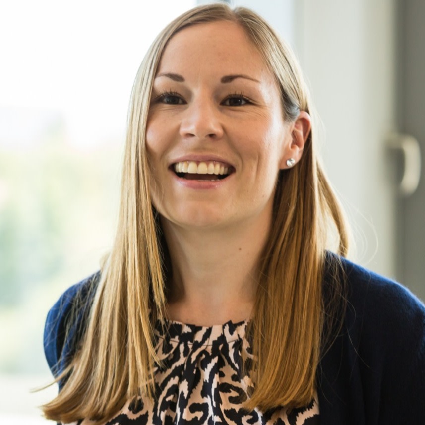 Porträt von Karoline Bader - Tagesspiegel Background