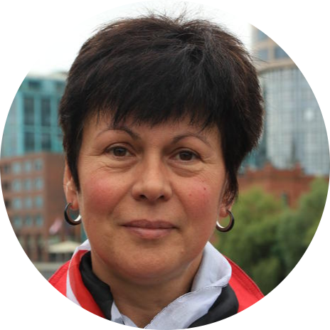 Porträt von Ines Karl - Tagesspiegel Background