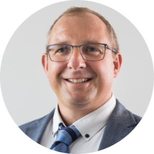 Porträt von Dirk Hendricks - Tagesspiegel Background