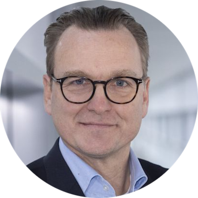 Porträt von Lars Bialkowski - Tagesspiegel Background