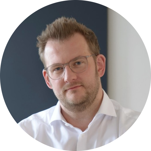 Porträt von Andreas Reckert-Lodde - Tagesspiegel Background
