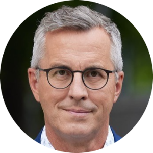 Porträt von Andreas Wolter - Tagesspiegel Background