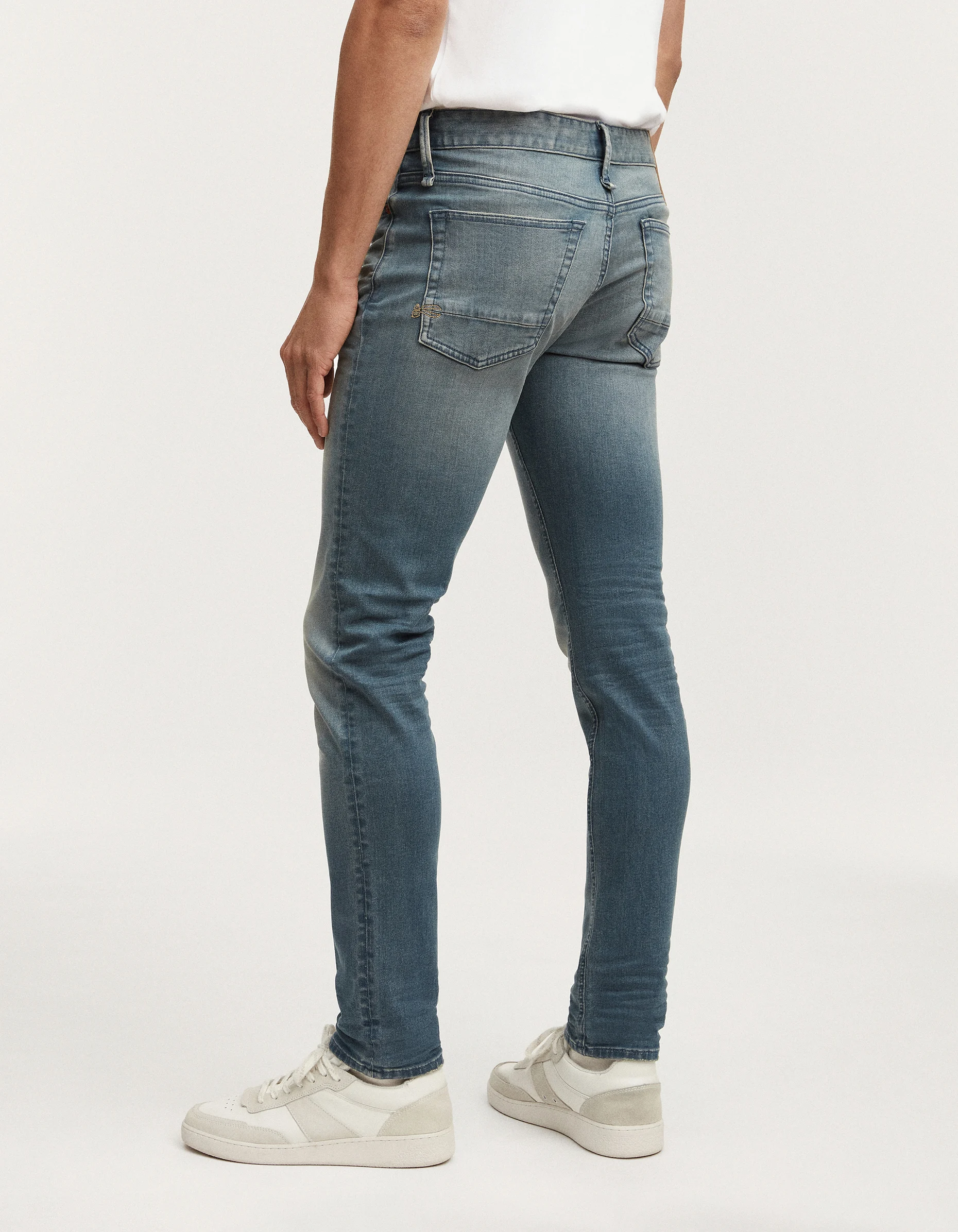 Men & Women Jeans
