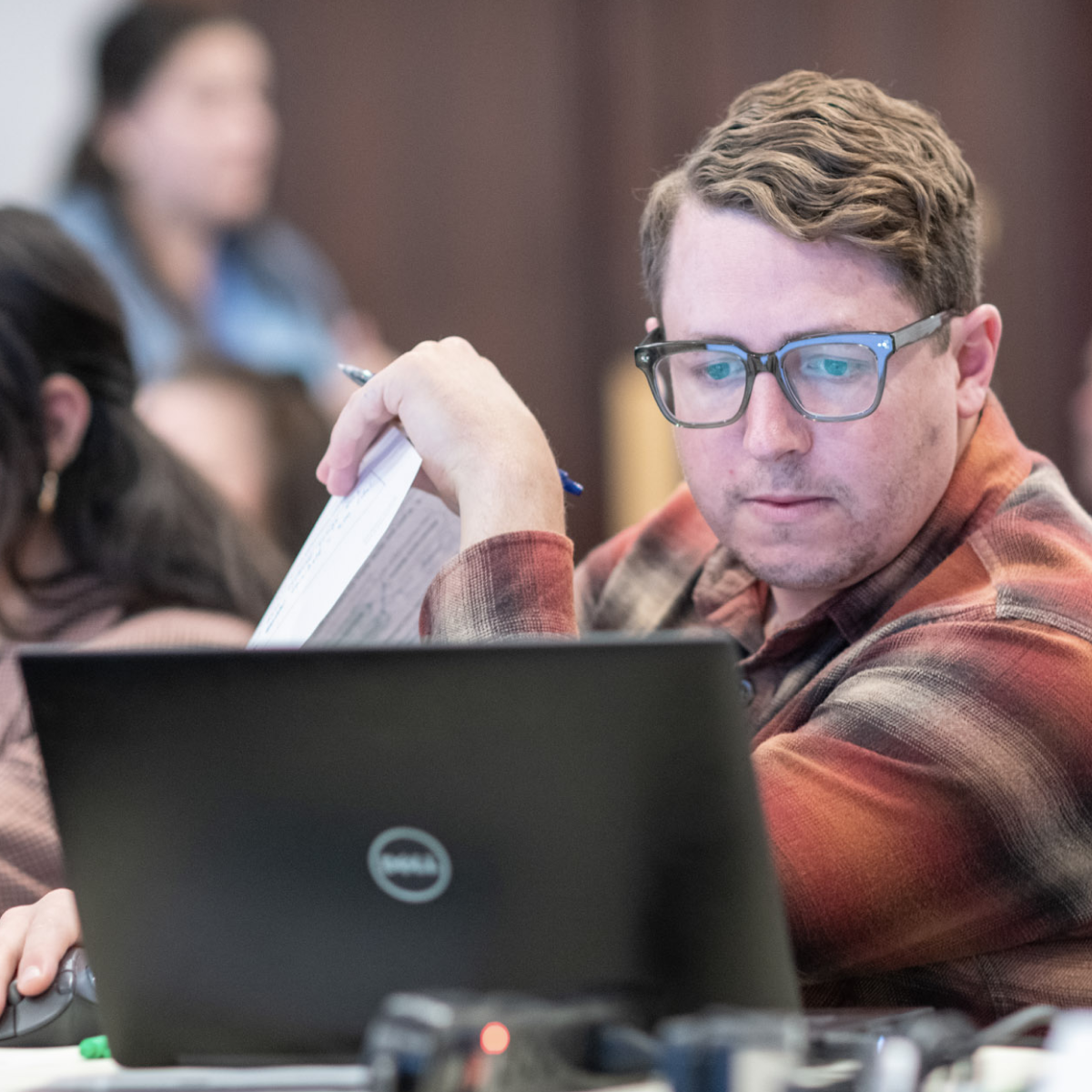 Treating Hyperlinked Files as Modern Attachments