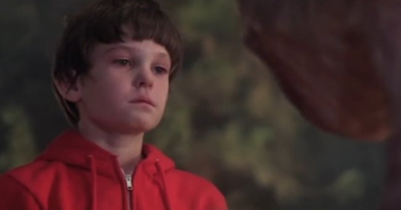 E.T. the Extra-Terrestrial (1982) | 12 Best Movie Crying Scenes ...