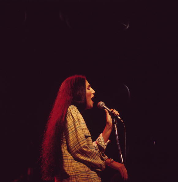 Cher 1977