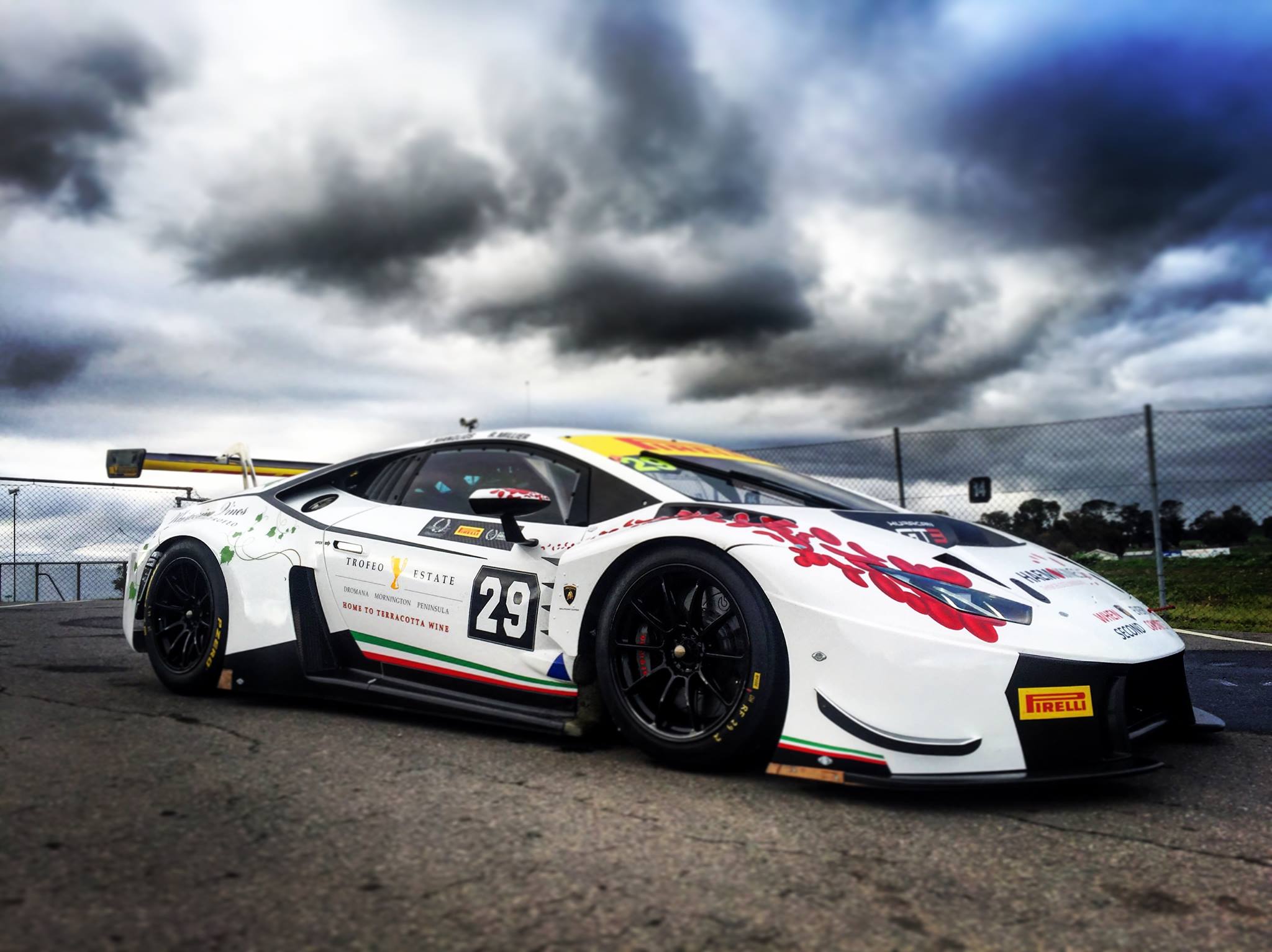 F1, Supercars stars join Trofeo Lambo | Bathurst 12 Hour