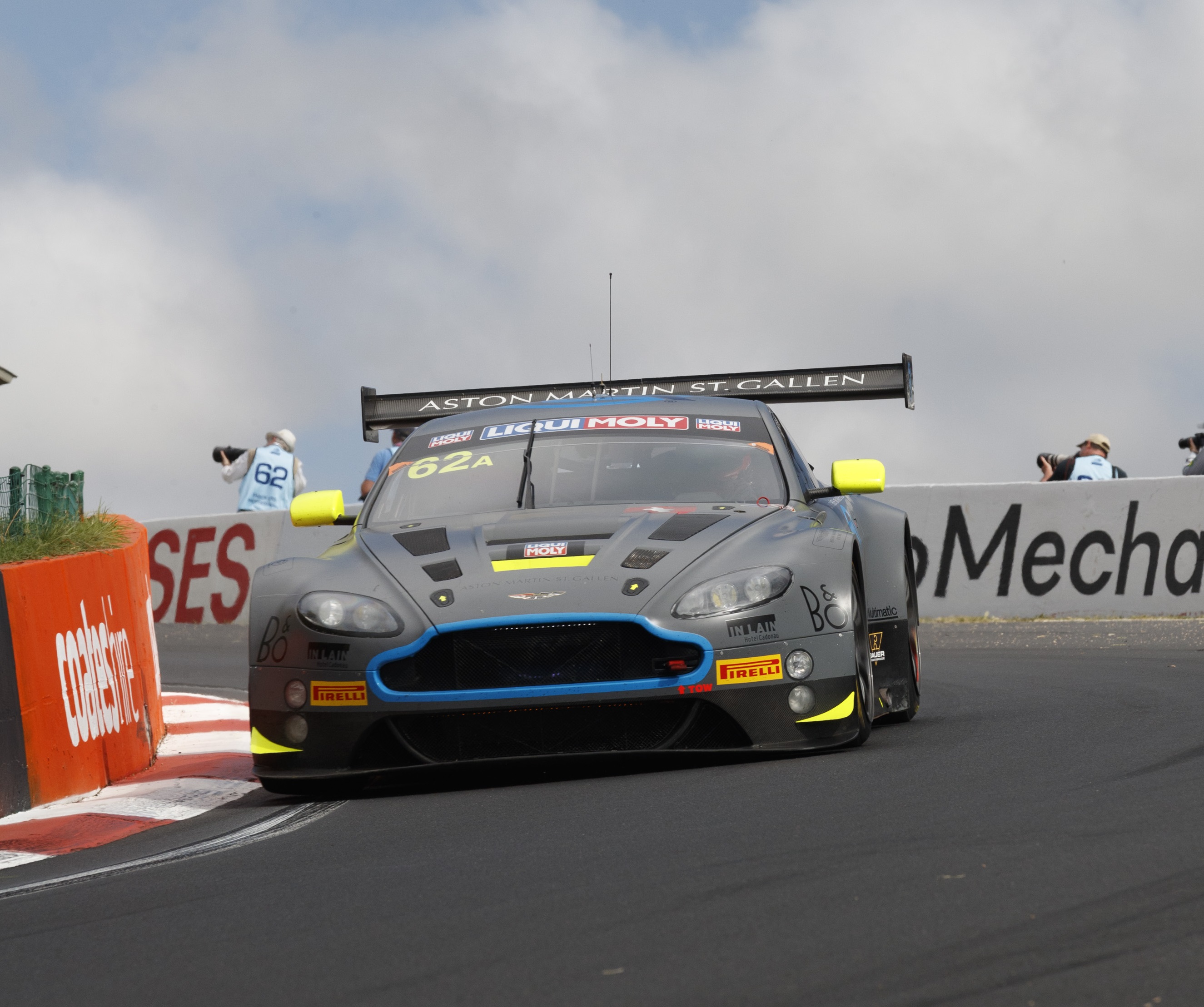 Jake Dennis takes Allan Simonsen Trophy, GruppeM Merc on pole ...