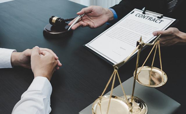What Is Contract Litigation? | Expertise.com