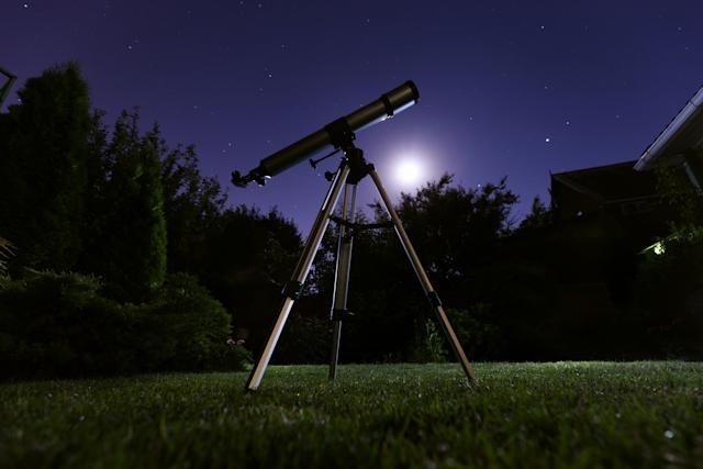 Expertise.com's Guide To Backyard Astronomy For Beginners | Expertise.com