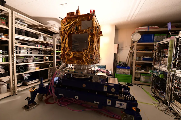 ADRAS-J Mission | Astroscale's Debris Inspection Milestone