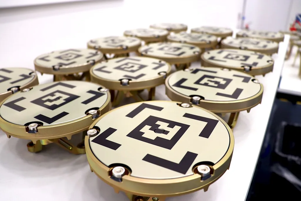 ELSA-M Mission | Commercial Satellite EOL by Astroscale