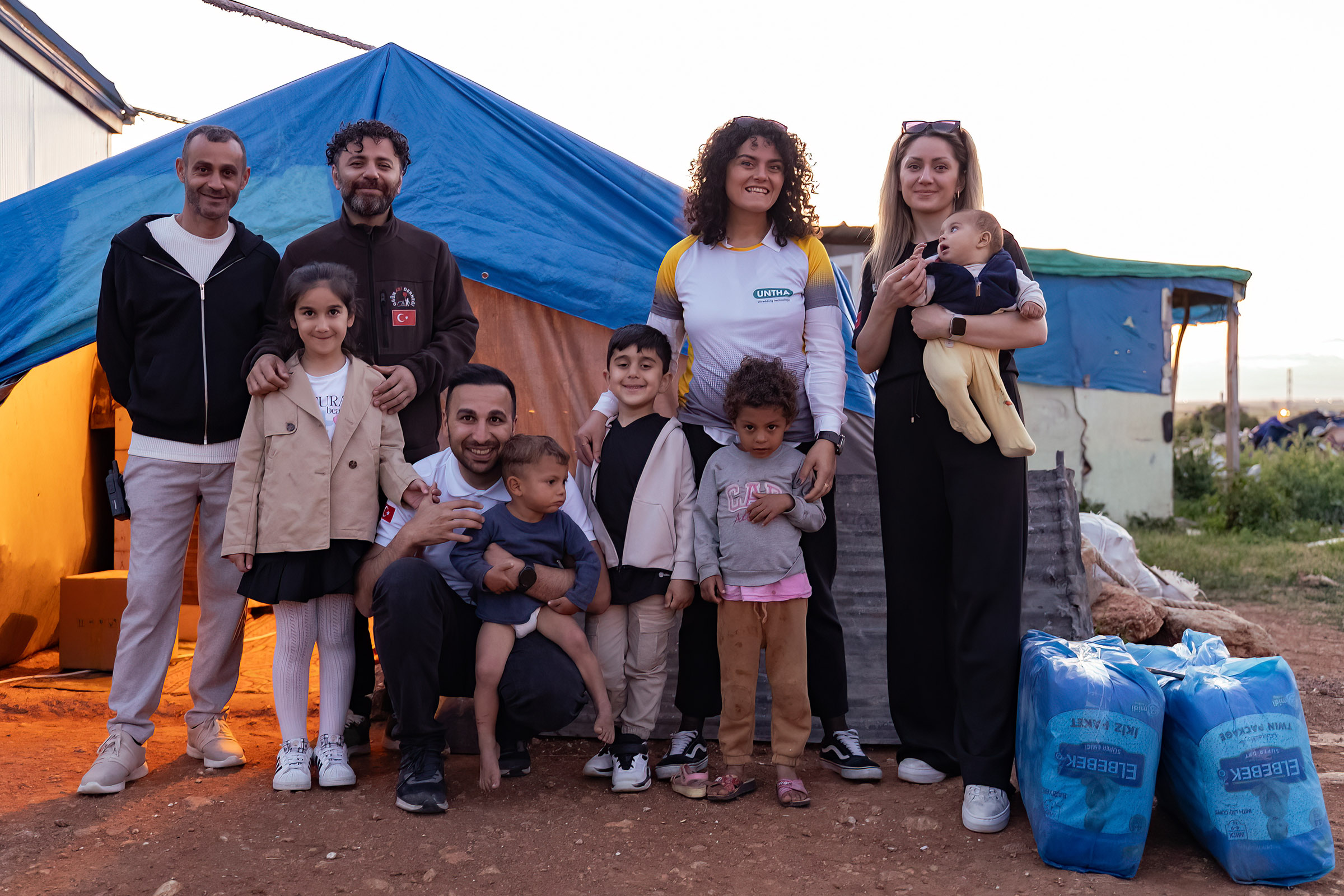 UNTHA Türkiye donates to NGO Ogün Abi Derneği | UNTHA shredding technology