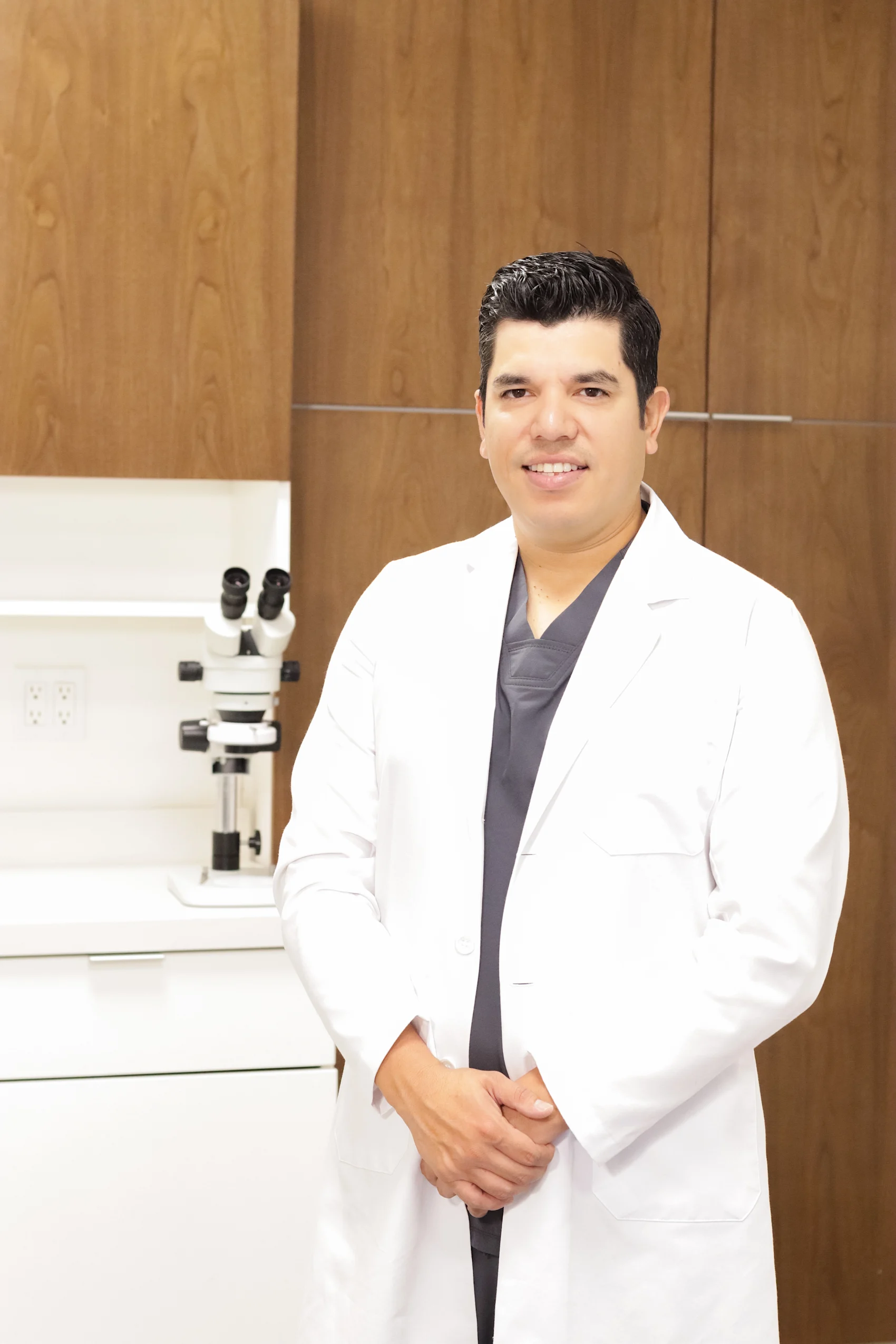Dr. Jimmy Cortez, MD - Hair Transplant Specialist in Mexico