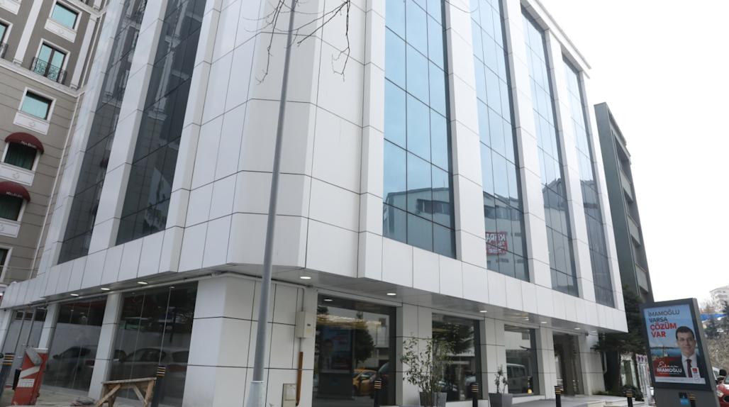 Dr. Cinik Hair Hospital Turkey - Hair Transplant | Qunomedical