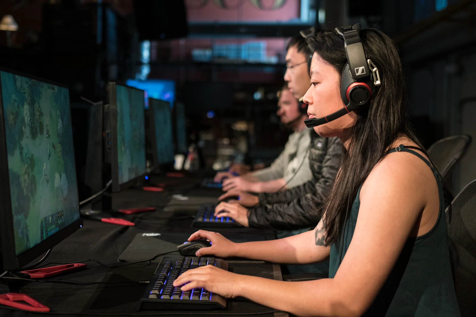 OpenAI Five Benchmark: Results | OpenAI