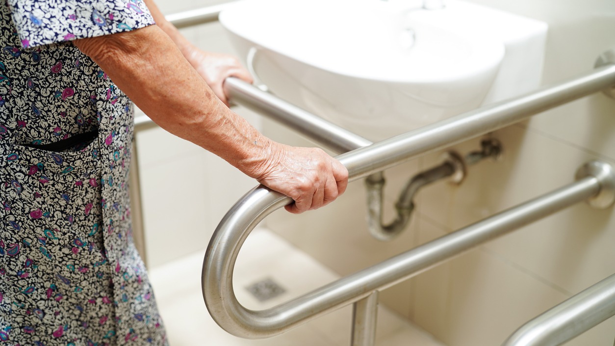 Helpful App — Grab Bars for Home Safety and Independence