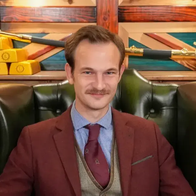 Luca Johnson | Lotus Eaters