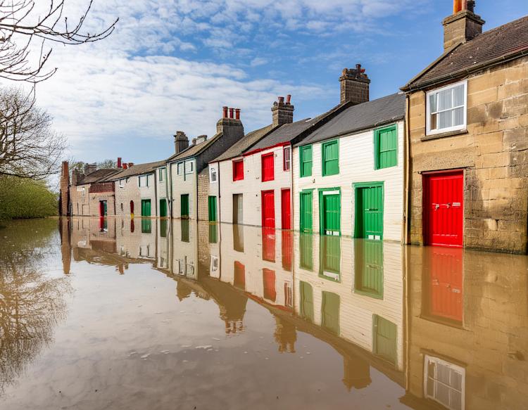 What Is A Force Majeure Clause In UK Contract Law? | Lawhive